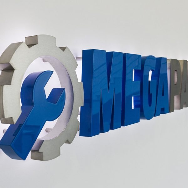 Mega Parts | Светещи назад | Обемни букви | Медия Дизайн
