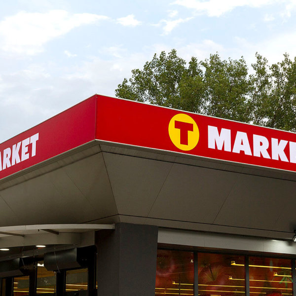 T-market Sofia Dianabad | Flexible face signs | Sings | Media Design