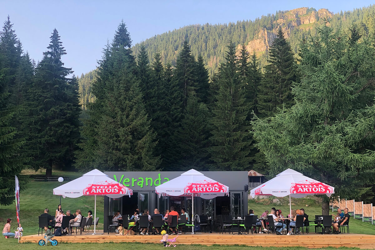 Illuminated acrylic channel letters for Veranda - Bar and Dinner